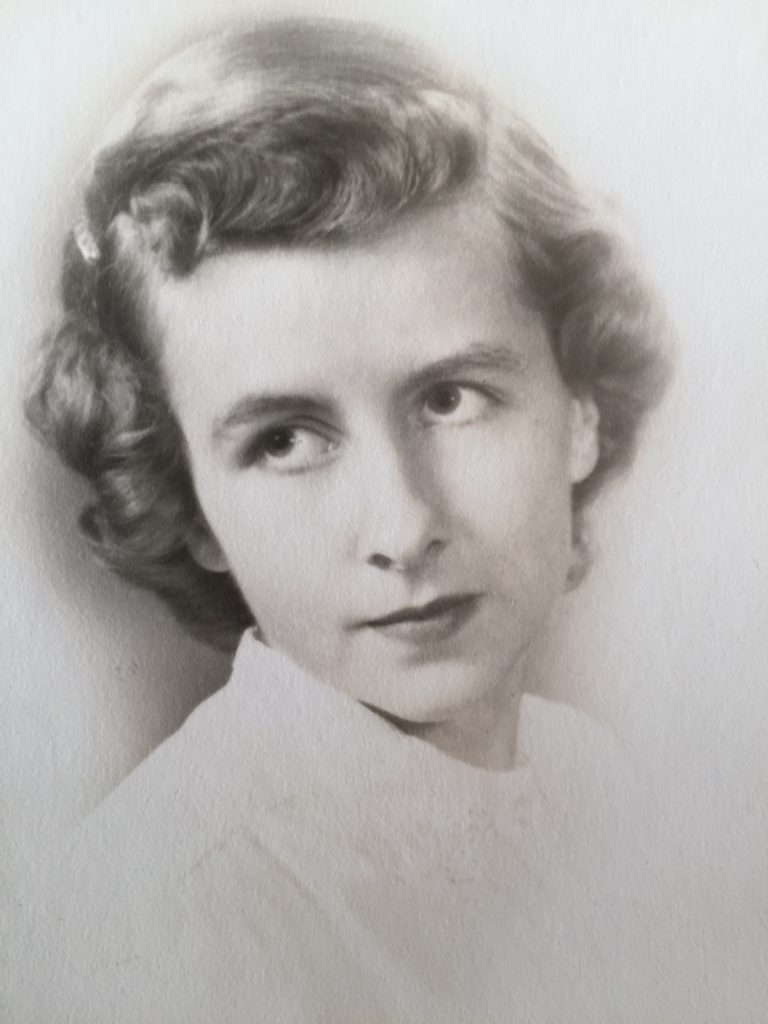 Delores Mae (Laviolette) Markham – Skradski Family Funeral Homes Delores Mae (Laviolette) Markham – Skradski Family Funeral Homes